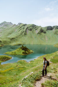 How To Hike To Lake Schrecksee: The Highest Alpine Lake In Germany ...