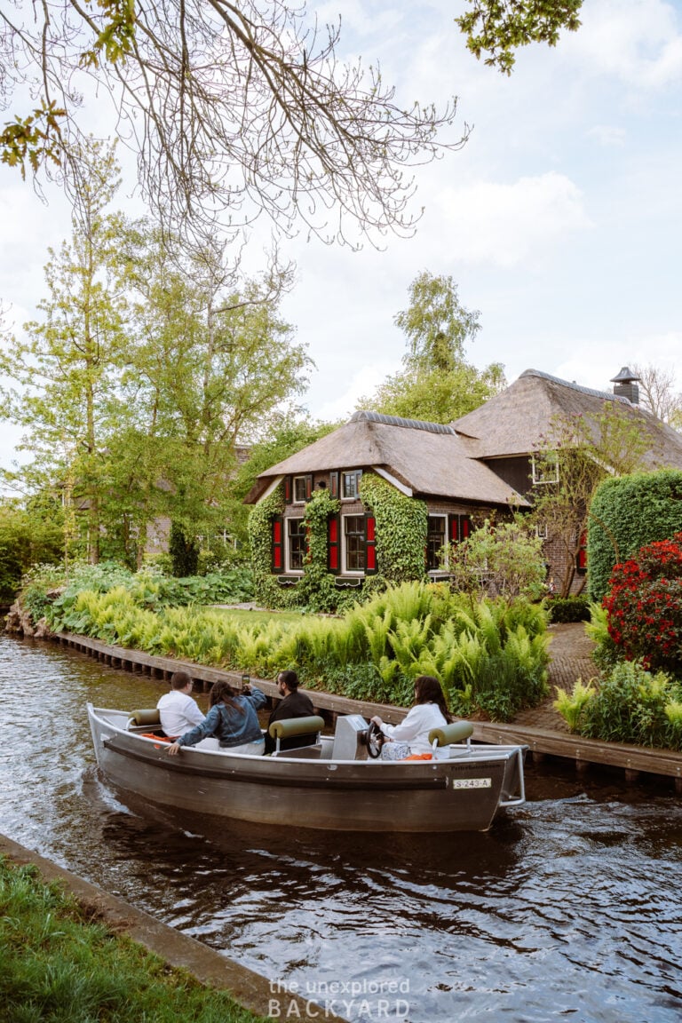 Day Trip To Giethoorn (How To Visit + Things To Do!) - The Unexplored Backyard